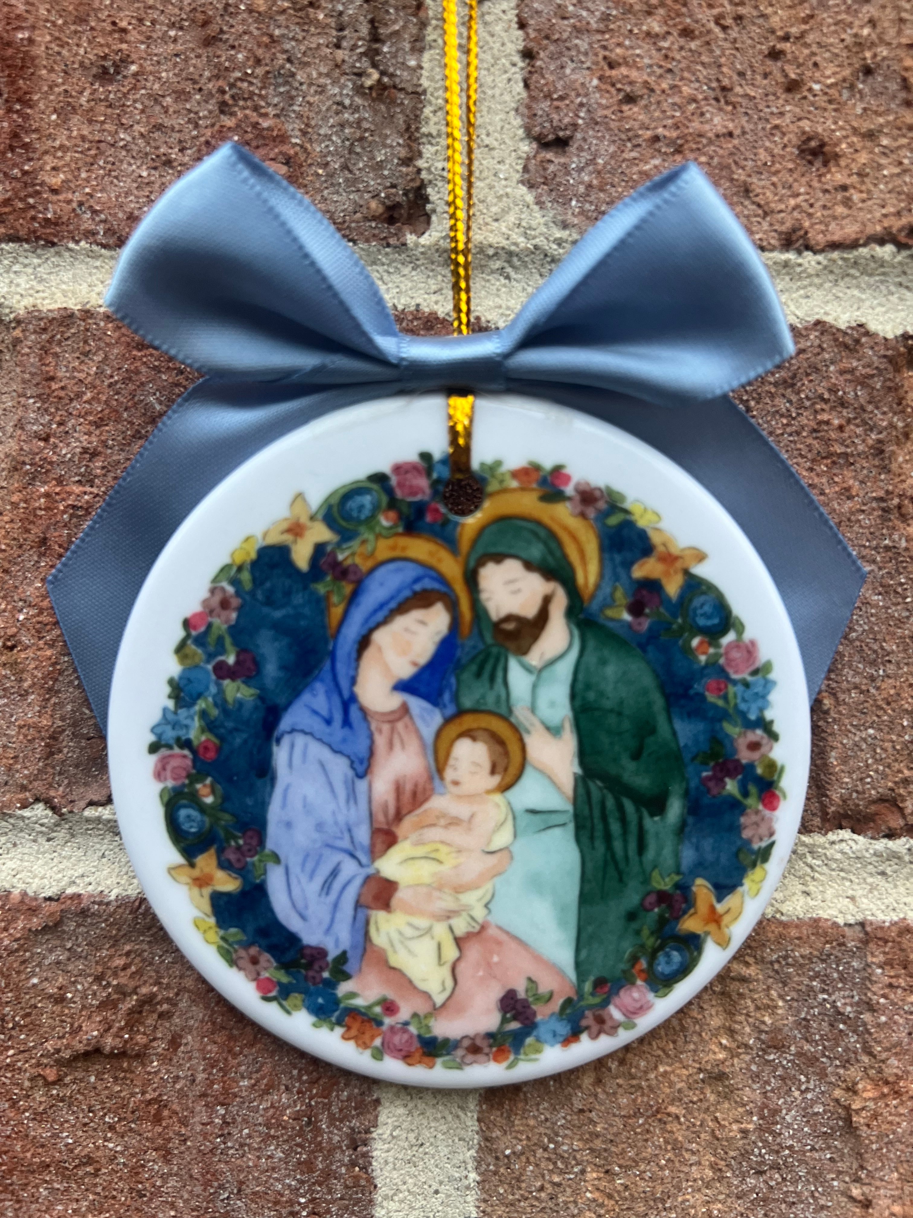 Holy Family Crib Medal – Marigold Catholic Goods Co.